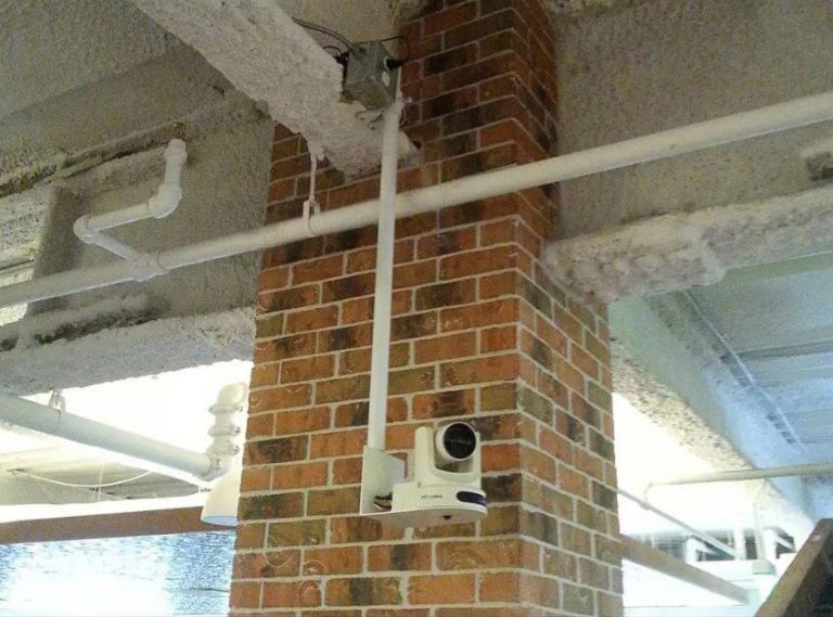 Professional PTZ Camera Ceiling Mount with Secure Design